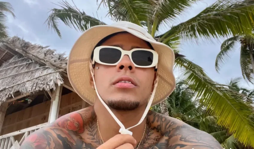 ¡'Añadido al carrito'! El Tachi se va de paseo a la playa y alegra la vista de cientos de ...